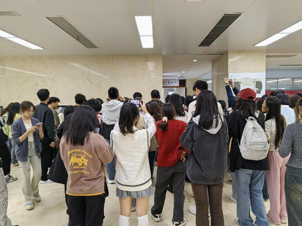 图书馆开展2023级新生入馆教育